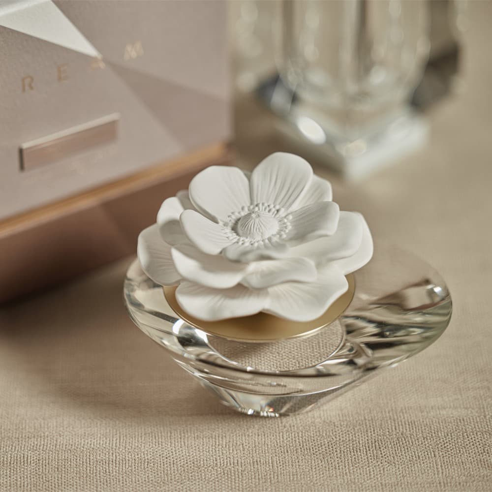 Dream Mini-Crystal Edition Porcelain Diffuser with Grapefruit Flower ...
